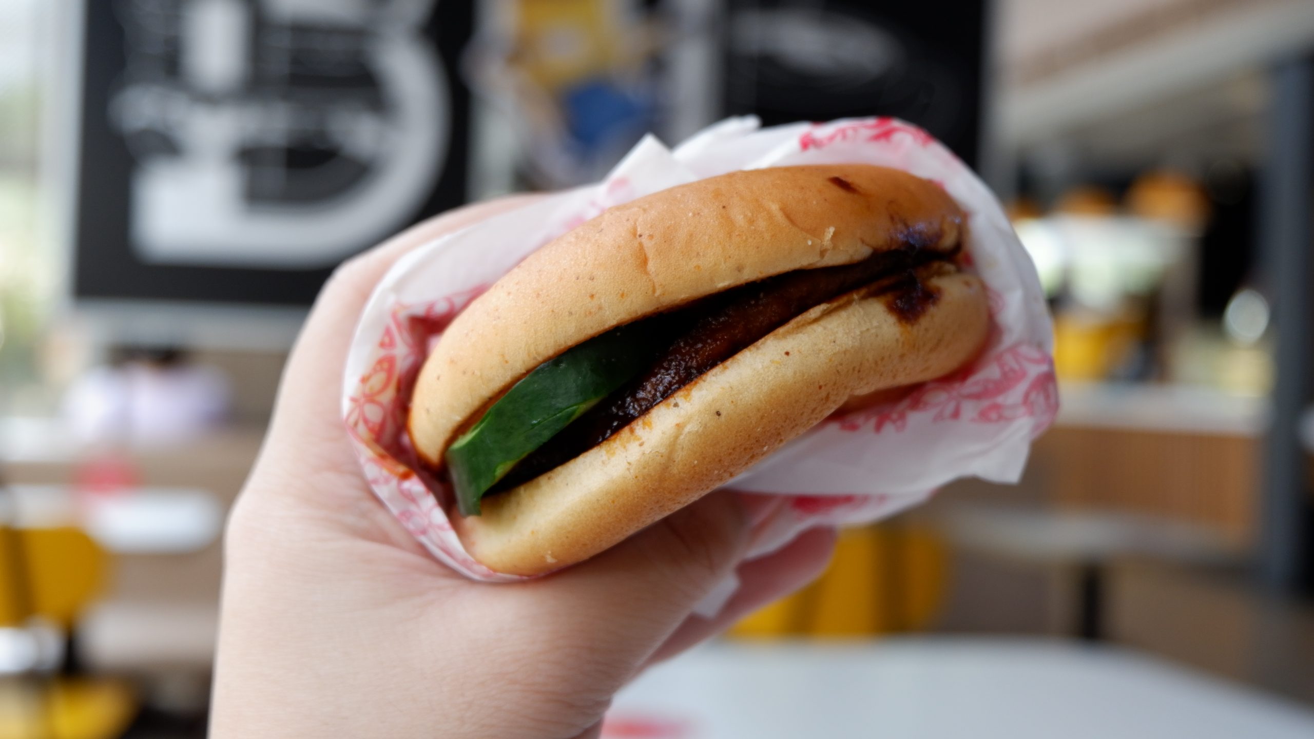 Burger Nasi Goreng – Travelmaker Indonesia